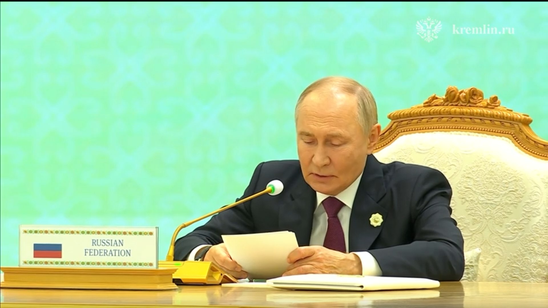 Vladimir Putin spoke at an international forum in Turkmenistan ...